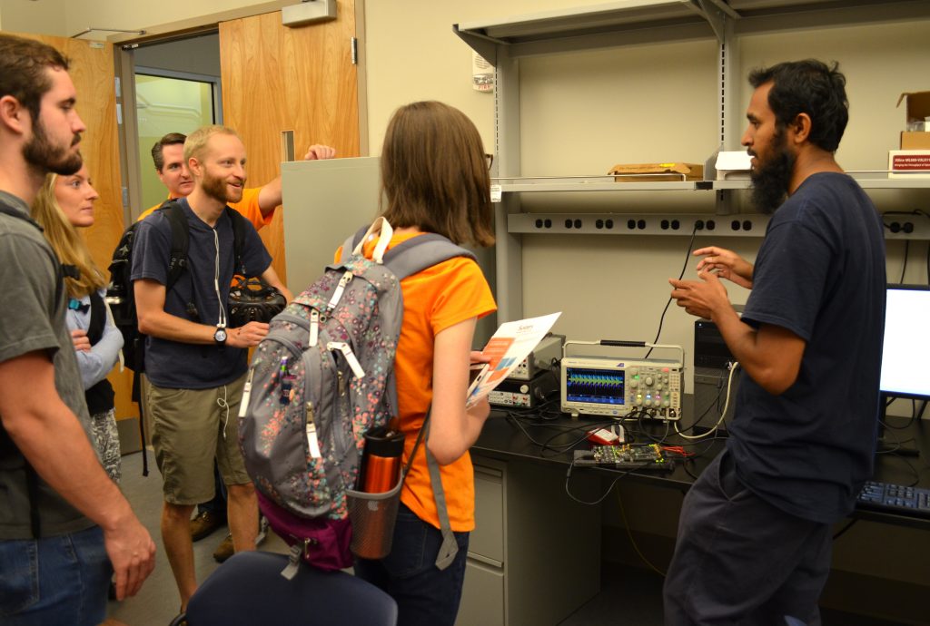 Students Touring Min Ka Lab | Min H. Kao Department of Electrical ...